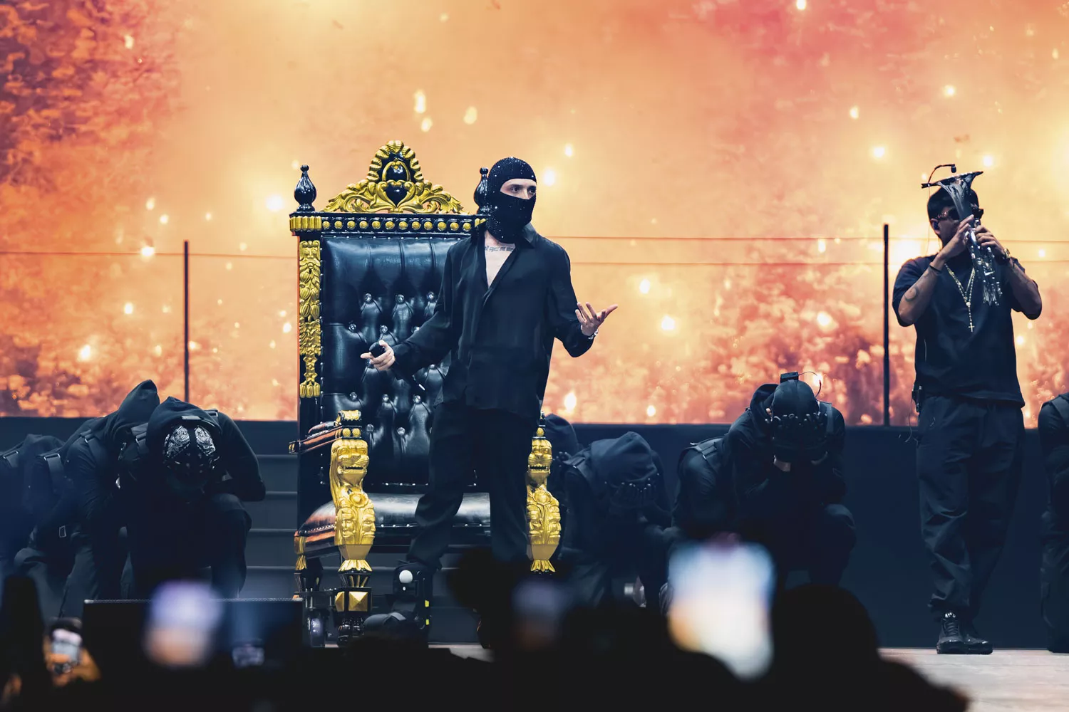 Review: Peso Pluma Delivers a Knockout Performance at Toyota Center ...